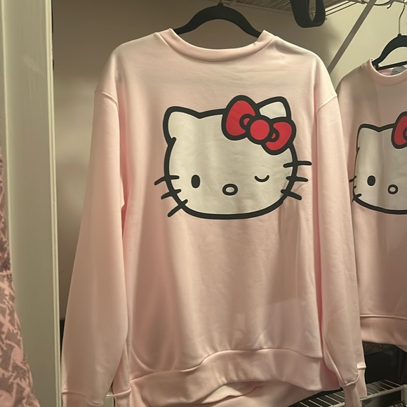 Hello Kitty | Tops | Pink Hello Kitty Crewneck Sweater | Poshmark